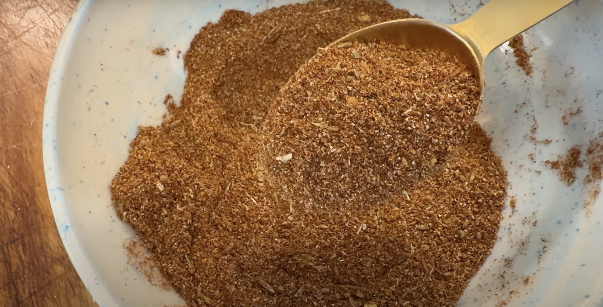 Tacos (receita completa da massa + tempero caseiro para a carne + recheio )